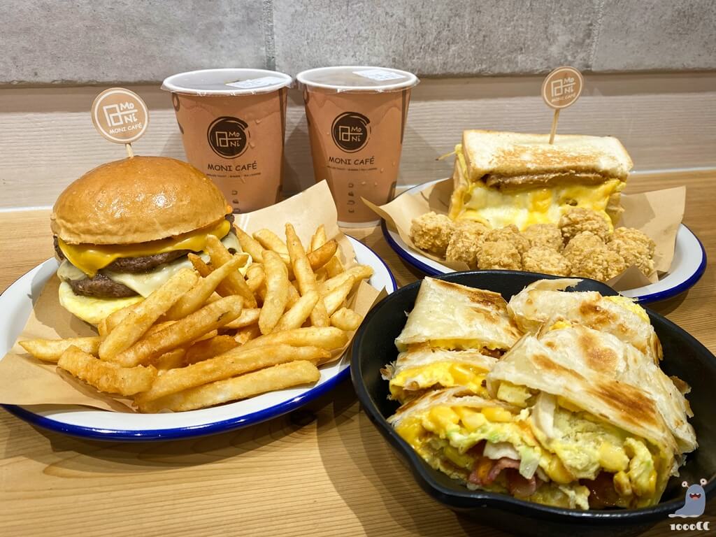 台北美食｜萬華早午餐推薦日初moni café人氣小店餐點美味又好拍！